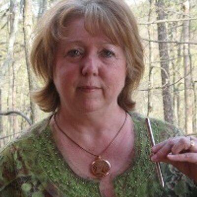 Linda Miller Profile, Photos, News, Bio | CelebNest