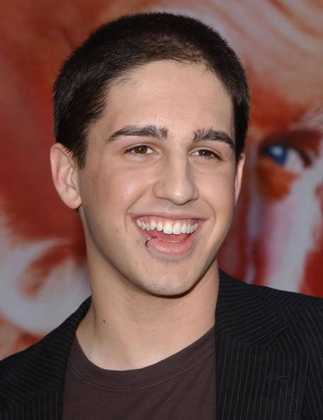 Whatever Happened To Eric Lloyd, Aka Charlie From The Santa Clause ...